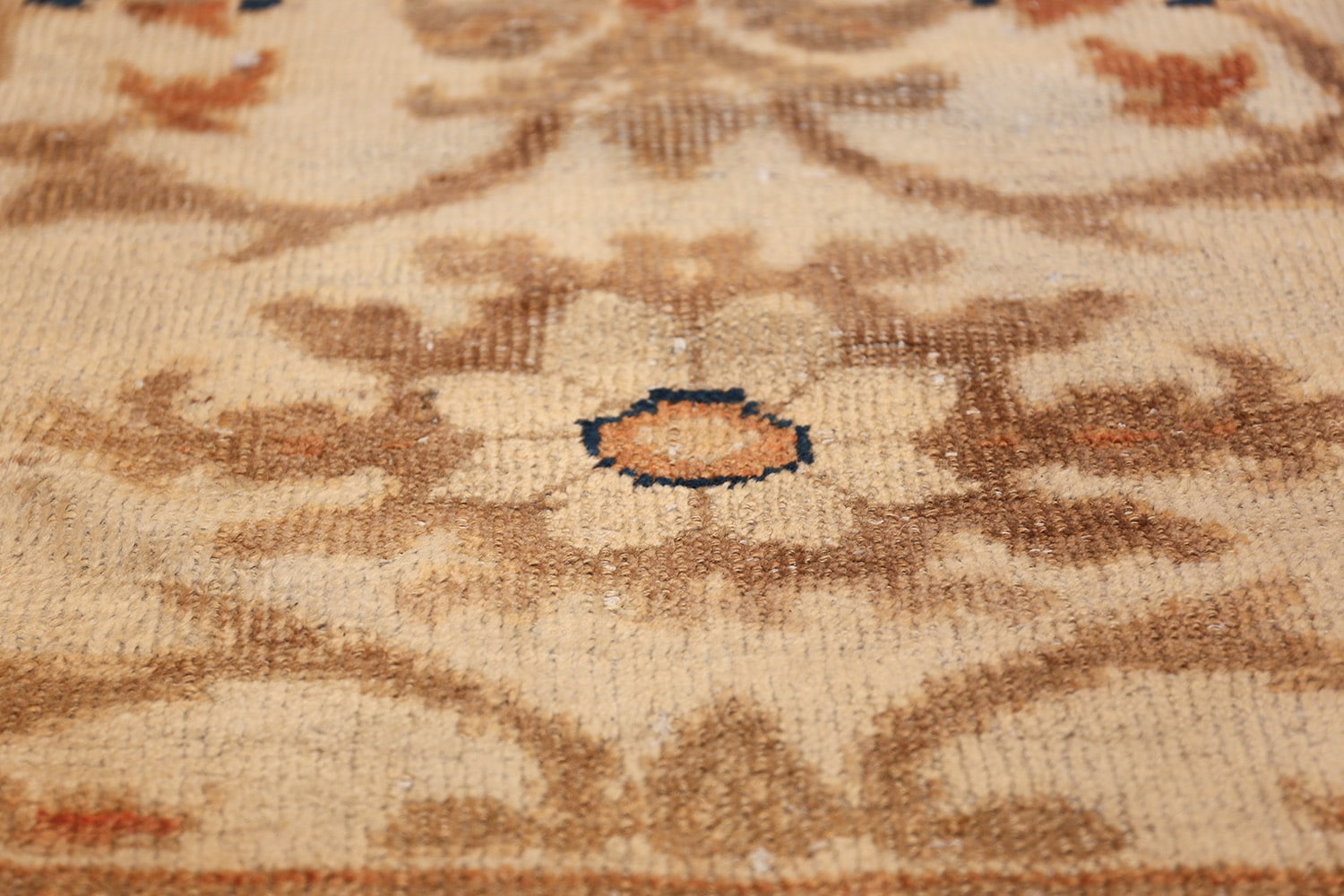 Antique Ziegler Sultanabad Sigmund Freud Rug 3382 Nazmiyal Rugs