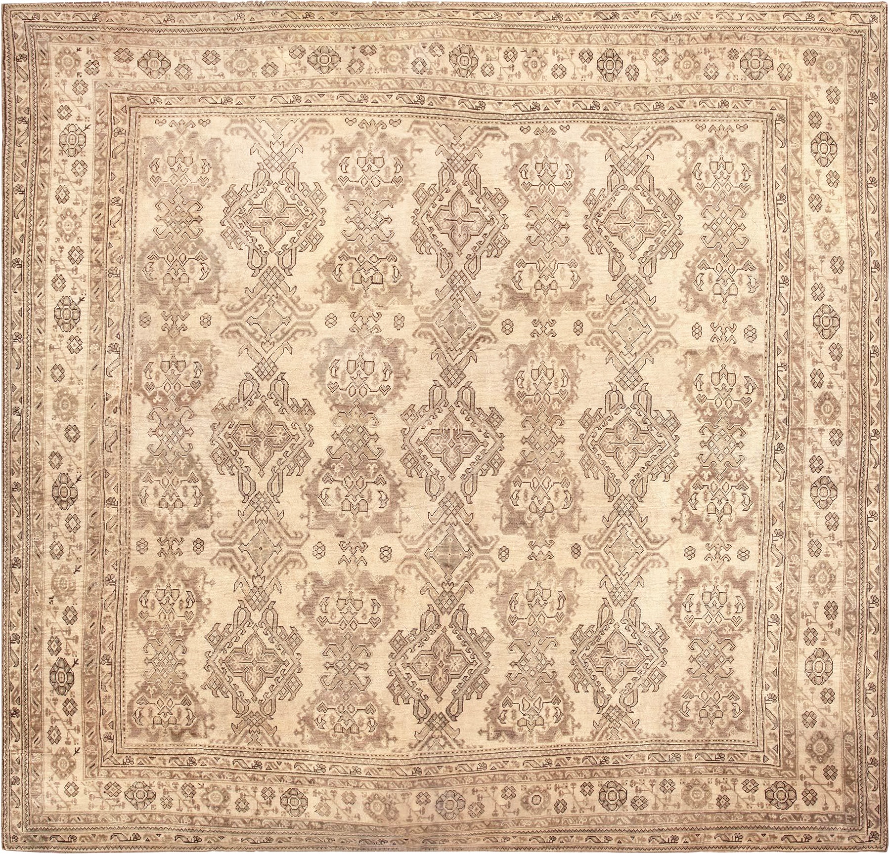 Oushak Rugs | Antique Turkish Oushak Carpets by Nazmiyal