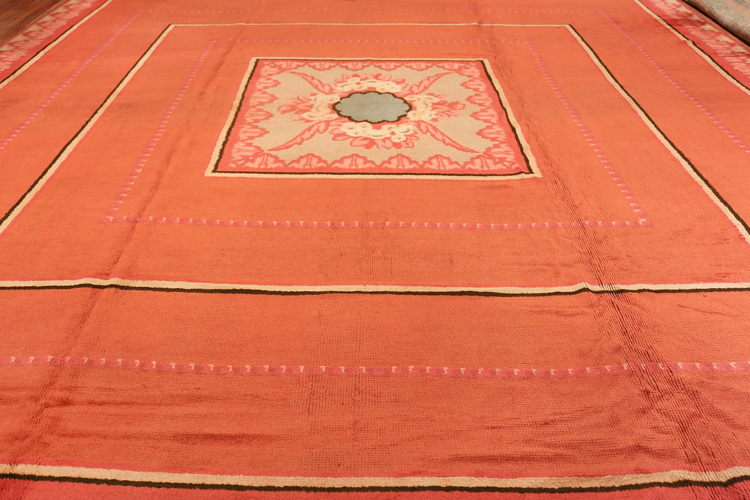 Jacques Emile Ruhlmann French Art Deco Carpet 47642 Nazmiyal Antique Rugs