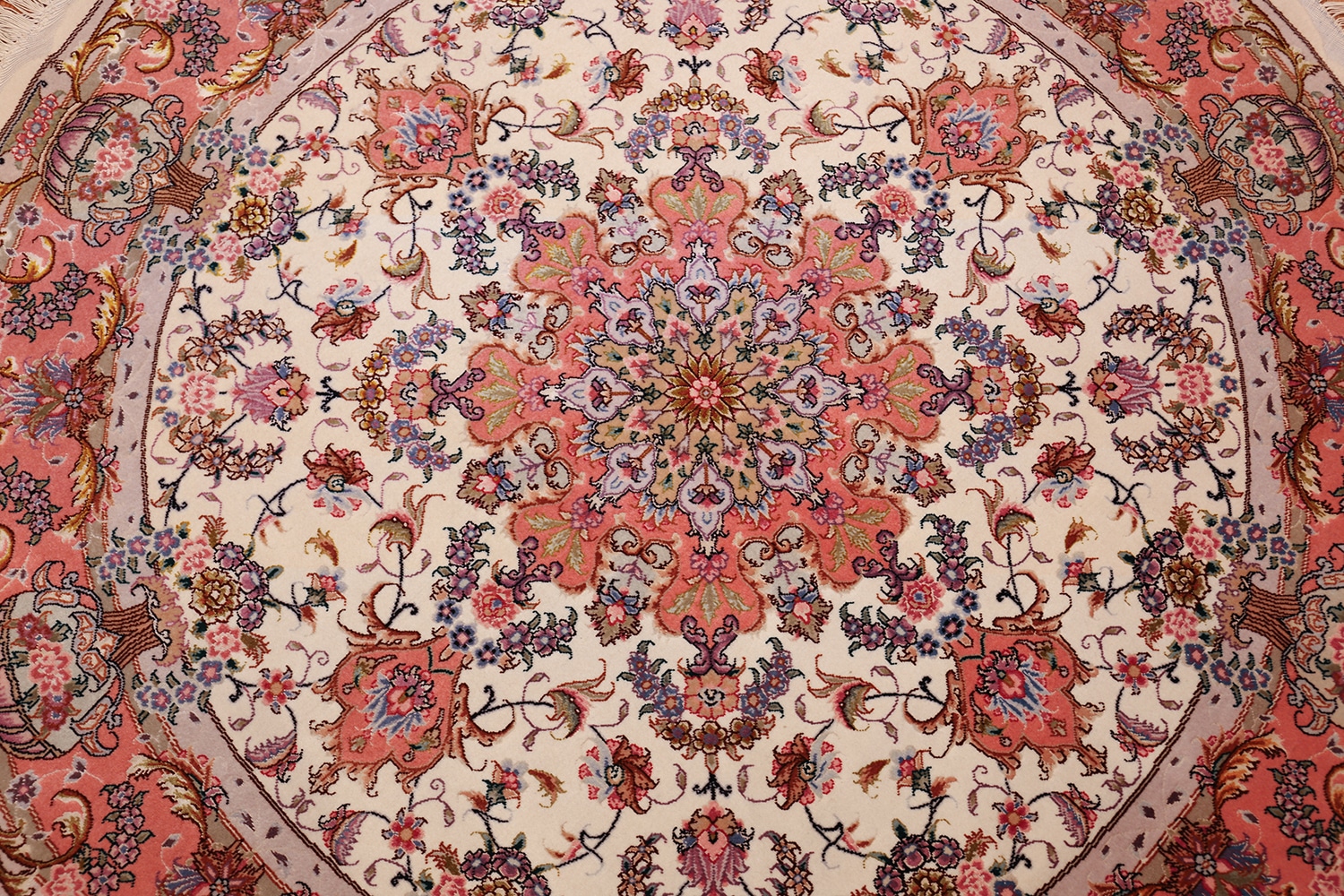 Modern Round Silk and Wool Persian Tabriz Rug 49558 Nazmiyal Rugs