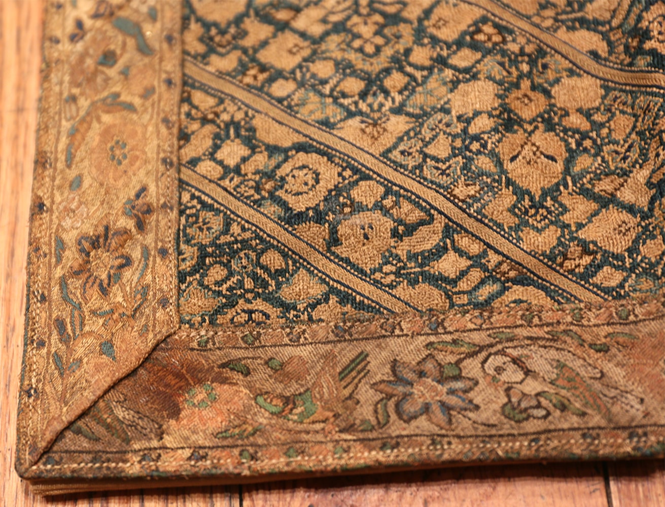 Antique 17th Century Persian Suzani Embroidery 46133 Nazmiyal Antique Rugs