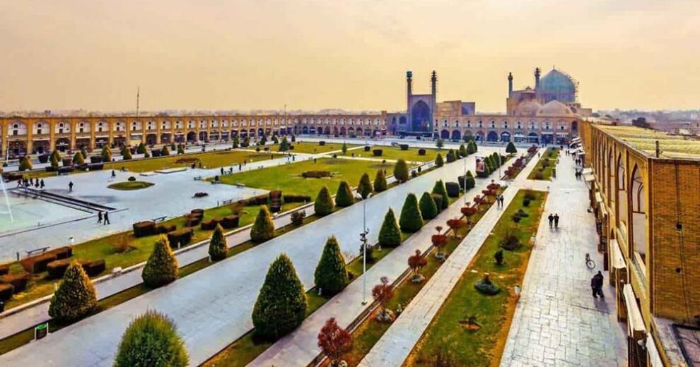 Indo Persian Chahar Bagh Gardens & Rugs | Chahar Bagh Garden