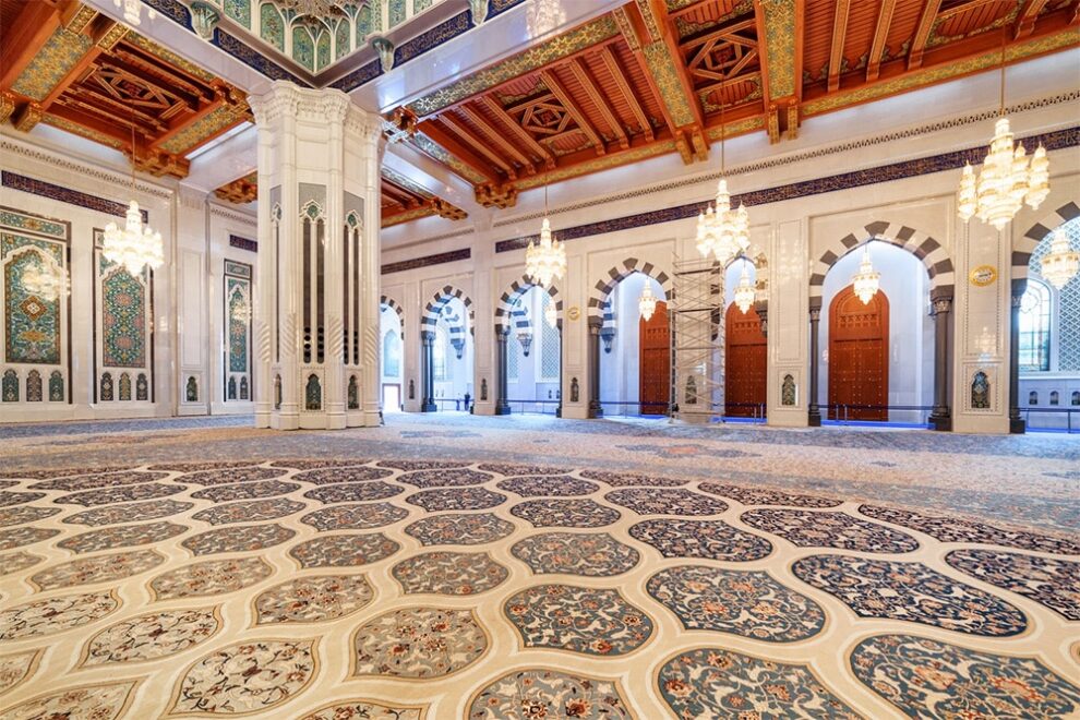 Carpet of Wonder | Muscat Oman | Second Largest Rug Worldwide
