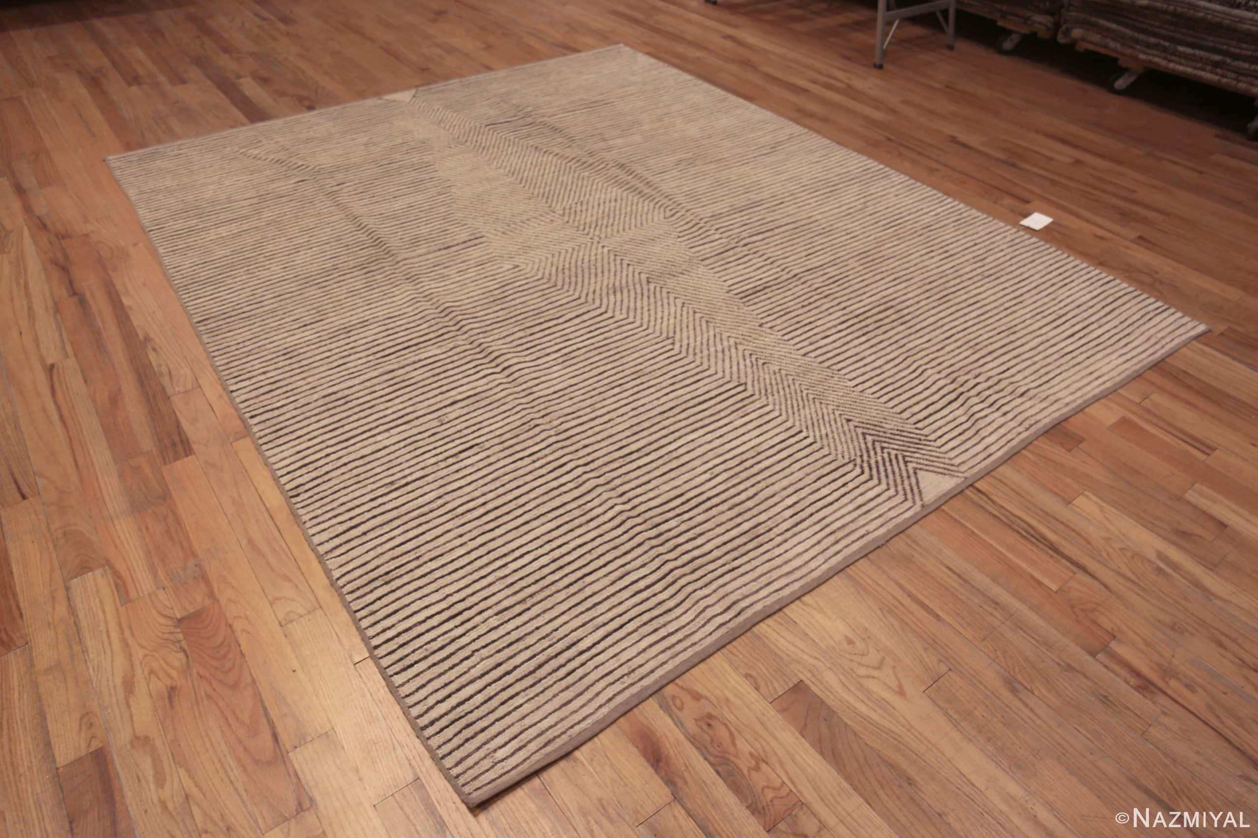 Modern Cream Room Size Contemporary Rug 11348 Nazmiyal