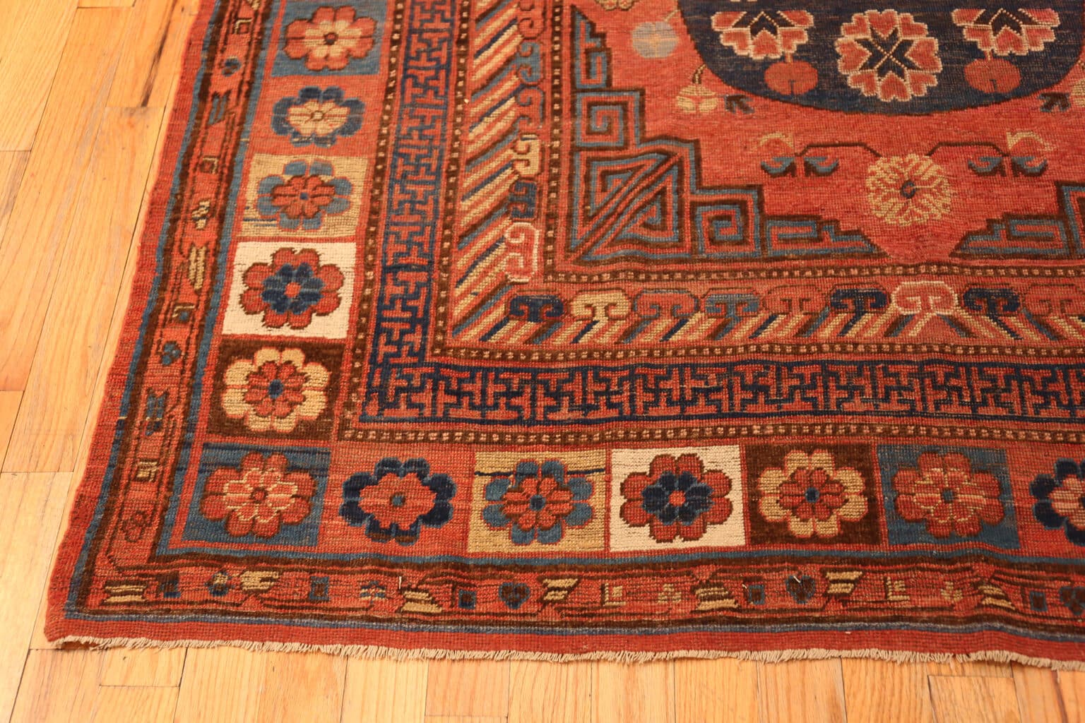 Antique Persian Farahan Zili Sultan Design Rug 73590 Nazmiyal