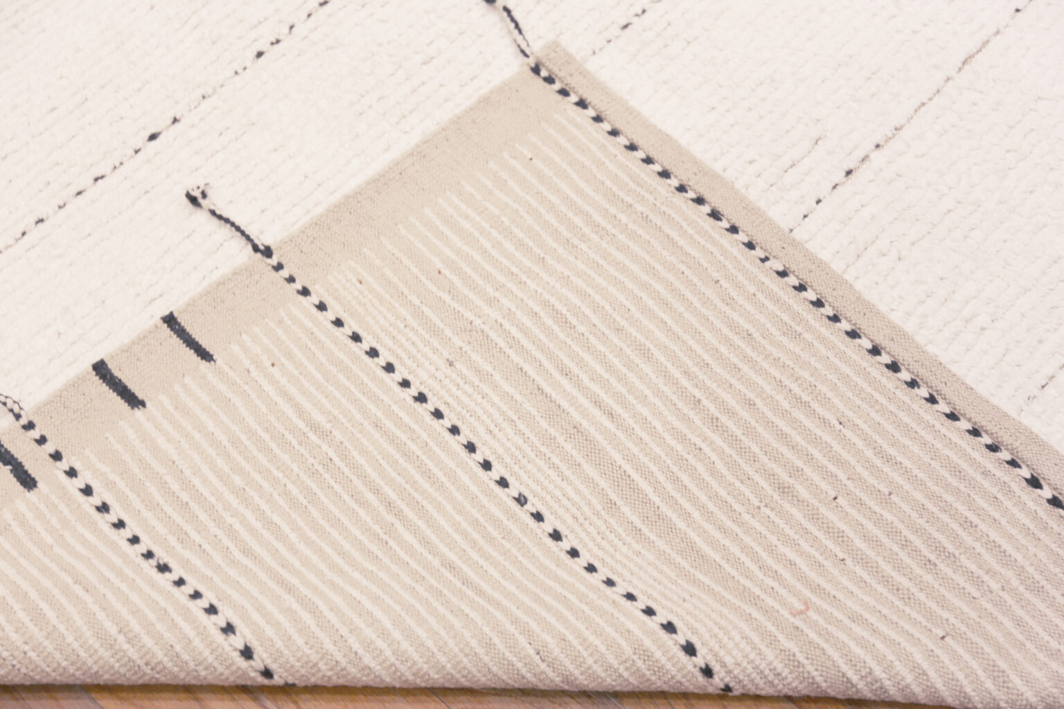 Contemporary Lined Trim Cotton Rug 61244 by Nazmiyal Rugs