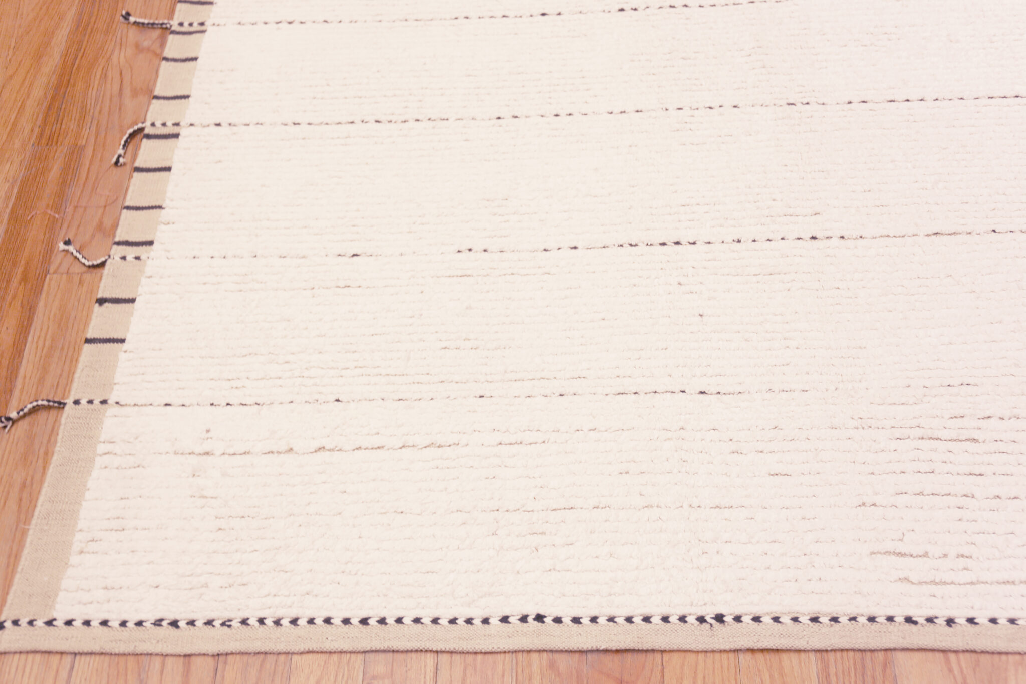 Contemporary Lined Trim Cotton Rug 61244 by Nazmiyal Rugs