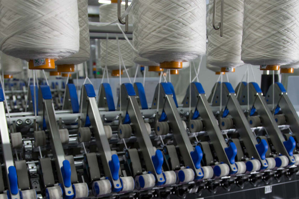 Hand-Spun vs Machine-Spun Wool: Why Texture Tells the Truth by Nazmiyal ...